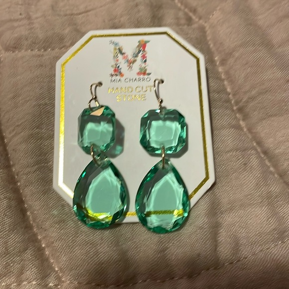 Mia Charro | Jewelry | Nwot Mia Charro Hand Cut Light Green Dangly ...